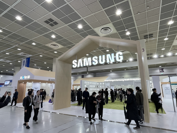 [르포]한국판 CES 'KES 2024' 개막…AI 기술 놓고 삼성·LG '대격돌' - 매일일보