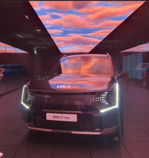 “SDV 시대 활짝”…현대차그룹 최초로 기아 EV9에 ‘FoD’ 서비스 적용 - 매일일보